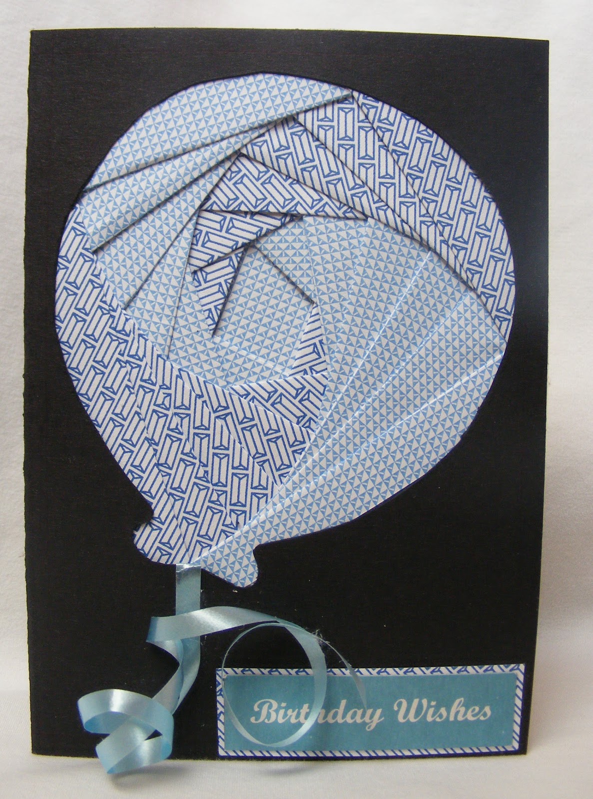 Bav Cards: Iris folding balloon card - Blue
