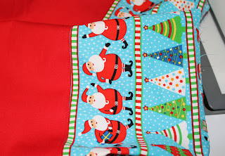 The House of Wilson: Quick Santa Sack - Tutorial