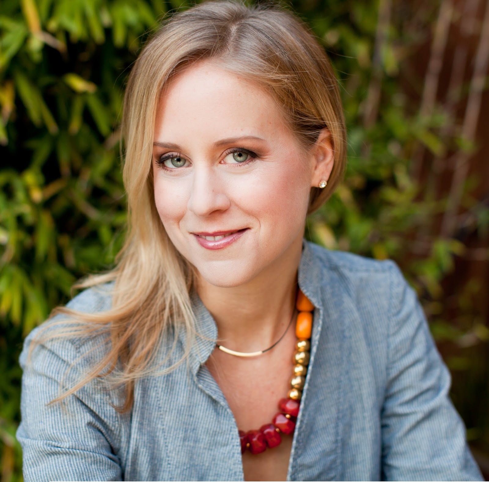 Chick Lit Central: Fun in the sun with Meg Donohue...plus a book giveaway