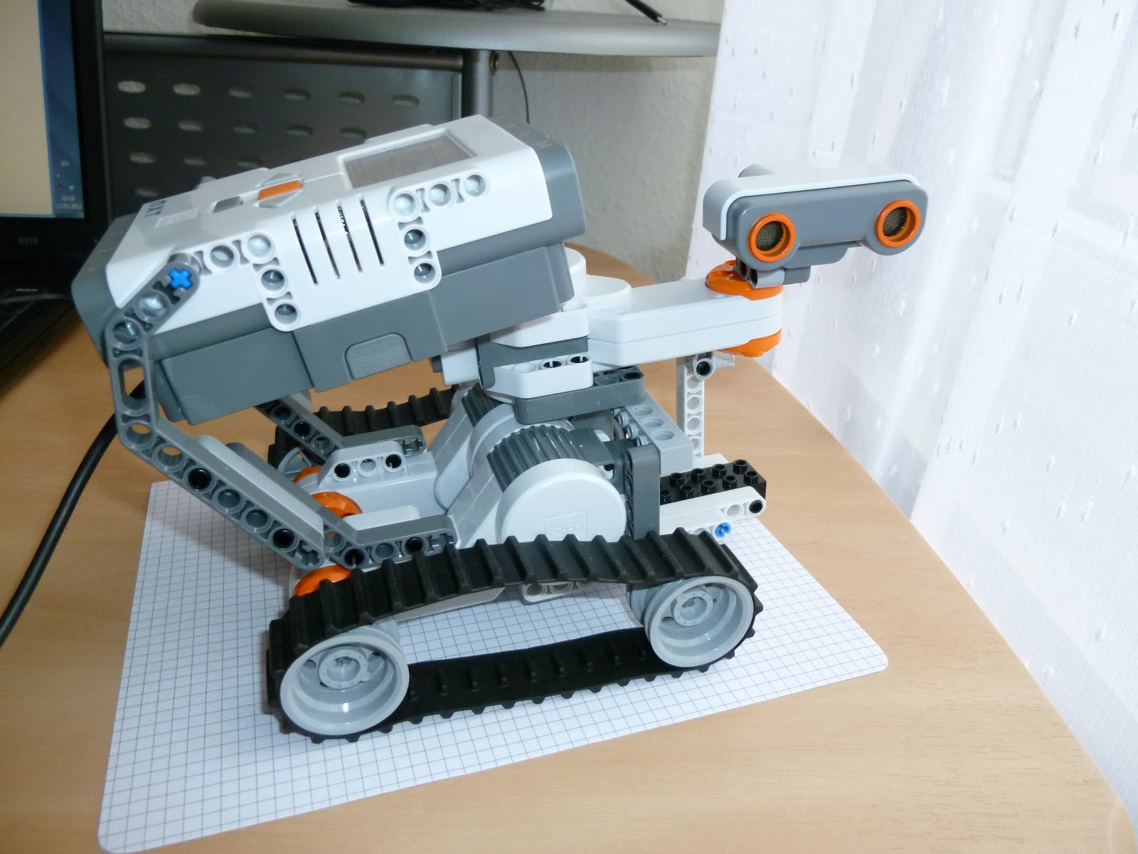 Notes On Technology: Rover Explorer Robot building instructions