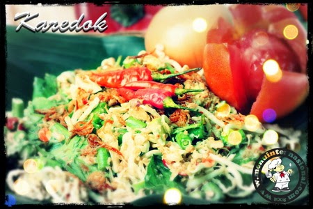 Cara Membuat Karedok Enak Tabur Rebon | Resep Masakan Tersohor