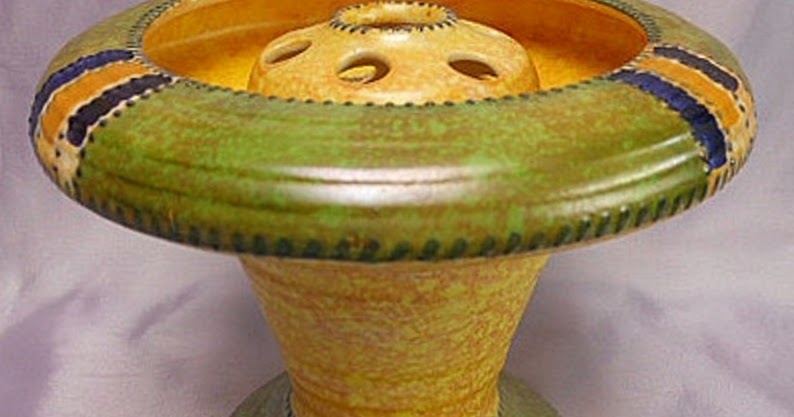 Crown Ducal & Charlotte Rhead Pottery: 3273 - Stitch Variation