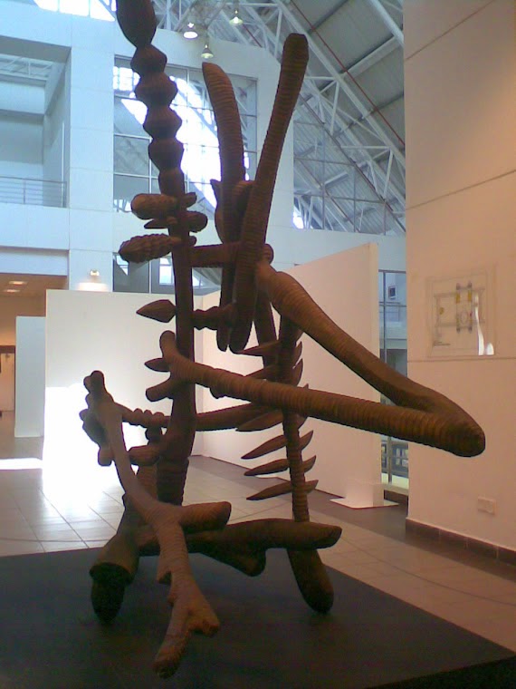 SENI ARCA UPSI: ARCA MODEN DALAM DAN LUAR NEGARA