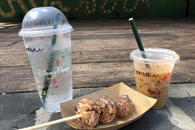 {outfit & travel guide} Exploring Animal Kingdom | Closet Fashionista