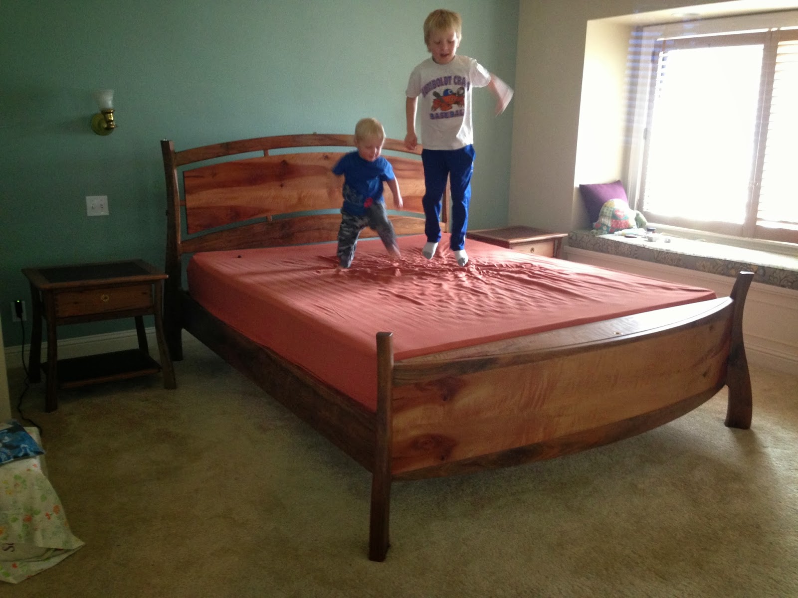 Mathew Isaac's Woodworks: Bed with Nightstands
