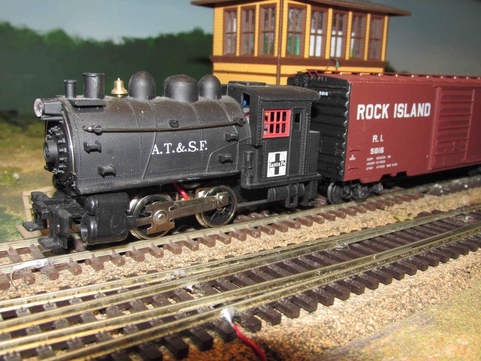 Eddie's Rail Fan Page: An inexpensive Life like H.O Scale 0-4-0T ...