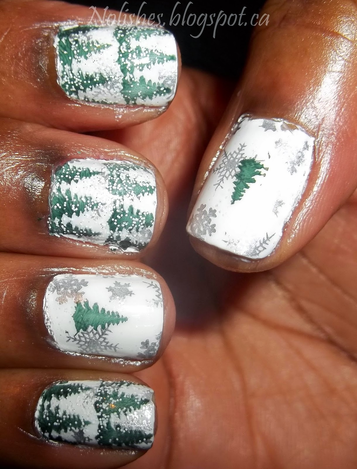 Nolishes: Snowy Pine Forest Mani