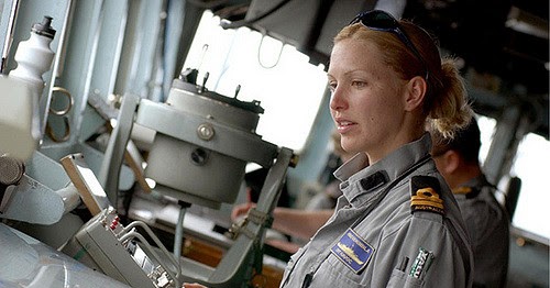 Be Marine Engineer !!: Why marine engineering as a career? Get answer Today