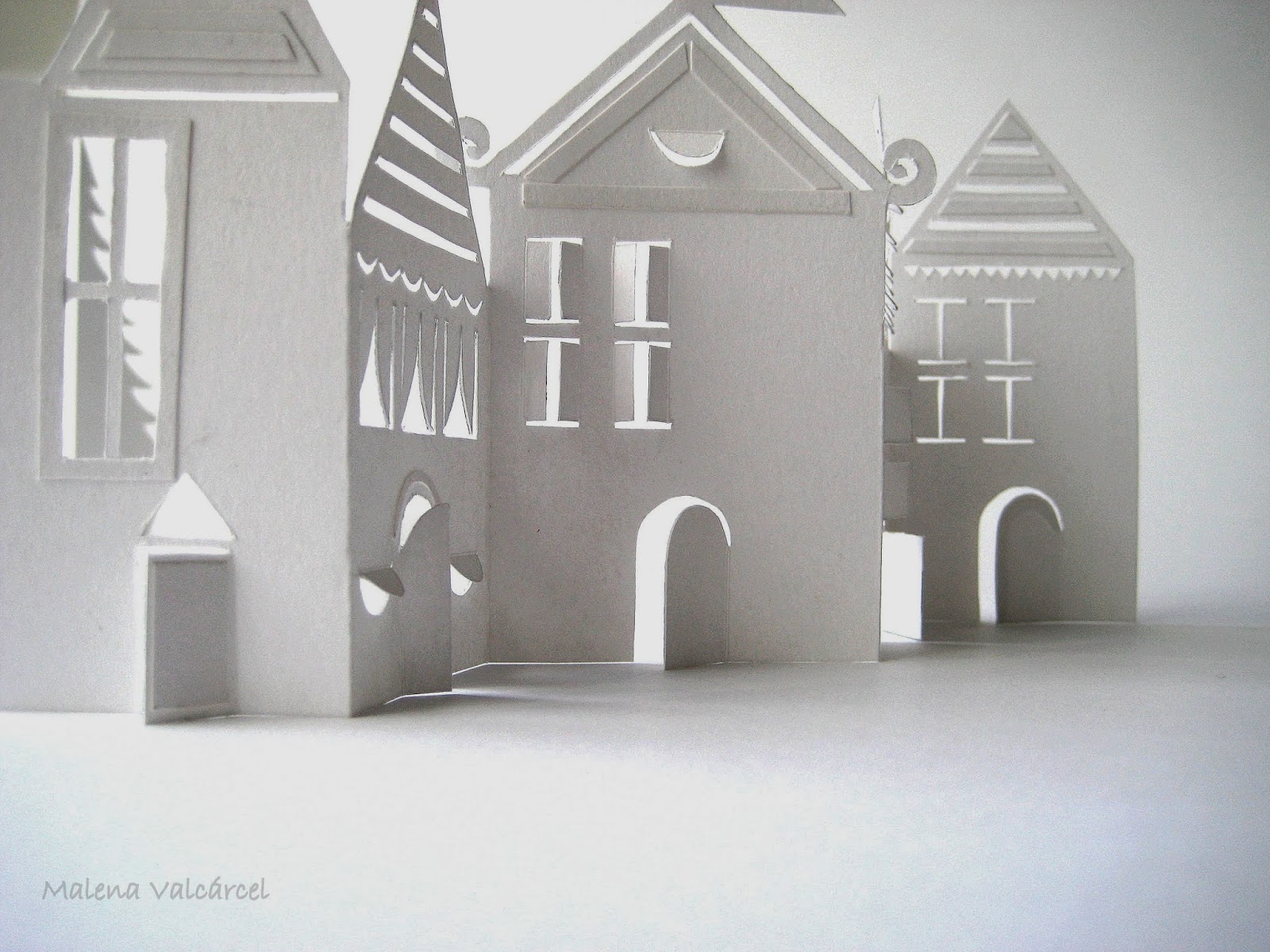 Malena Valcárcel original Art: Casitas de papel / Paper cut houses