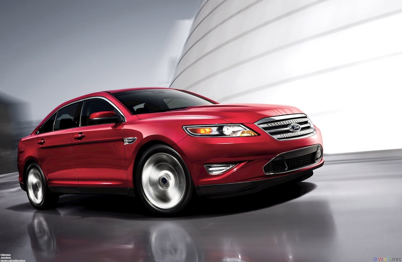 Seranitafari Street Team: The 2010 Ford Taurus