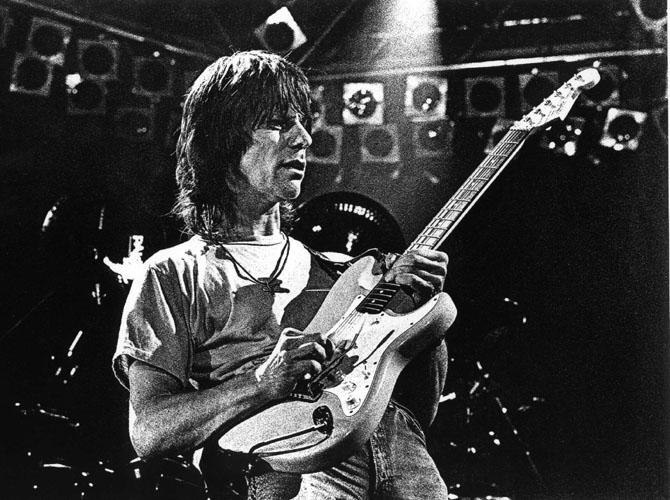 2 or 3 lines (and so much more): Jeff Beck Group -- "Morning Dew" (1968)