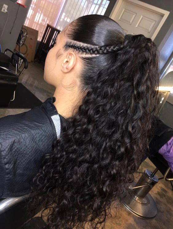 30 Eye-Catching Curly Ponytail Hairstyles You Should Try - AzzFeed