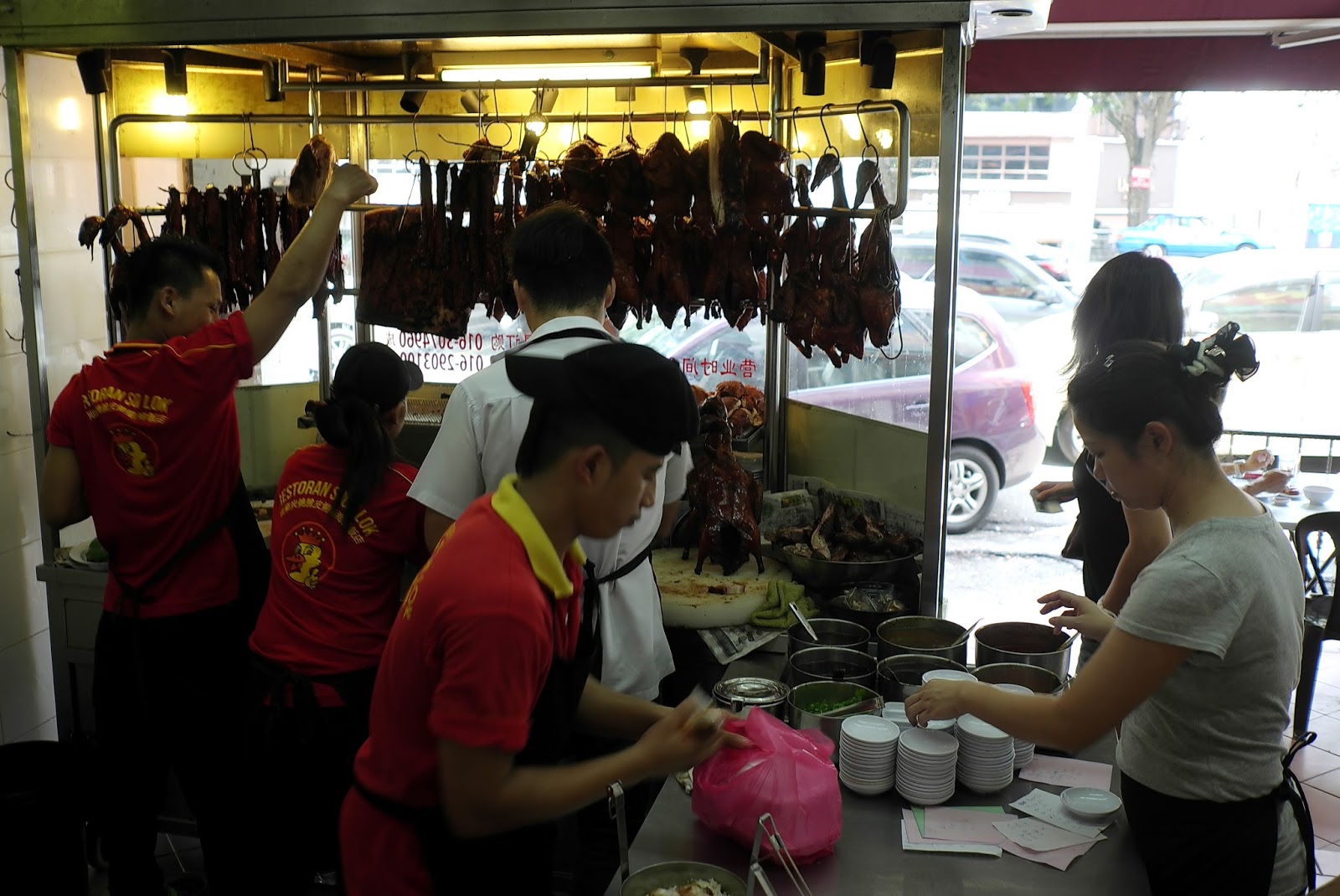 JE TunNel: RESTORAN SOON LOK 顺乐炭烧脆皮烧鸭海鲜饭店 for their Signature Charcoal ...