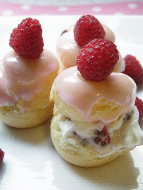 Cooking Recipes: Feeling French - Raspberry Cream Puffs