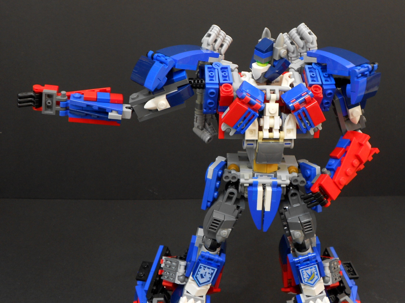 Alanyuppie's LEGO Transformers: LEGO The Last Knight Optimus Prime ...