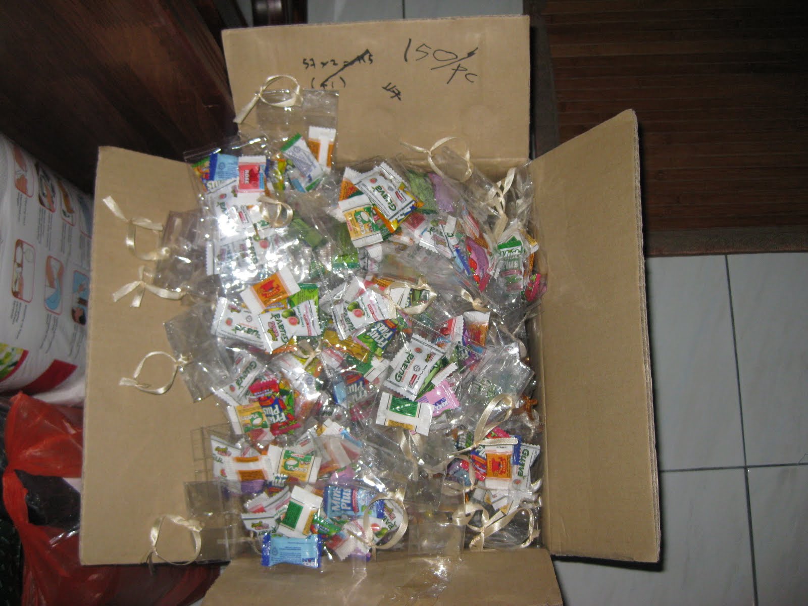 cacing nak jadi ular naga: sweets wrapping for events!weddings ...