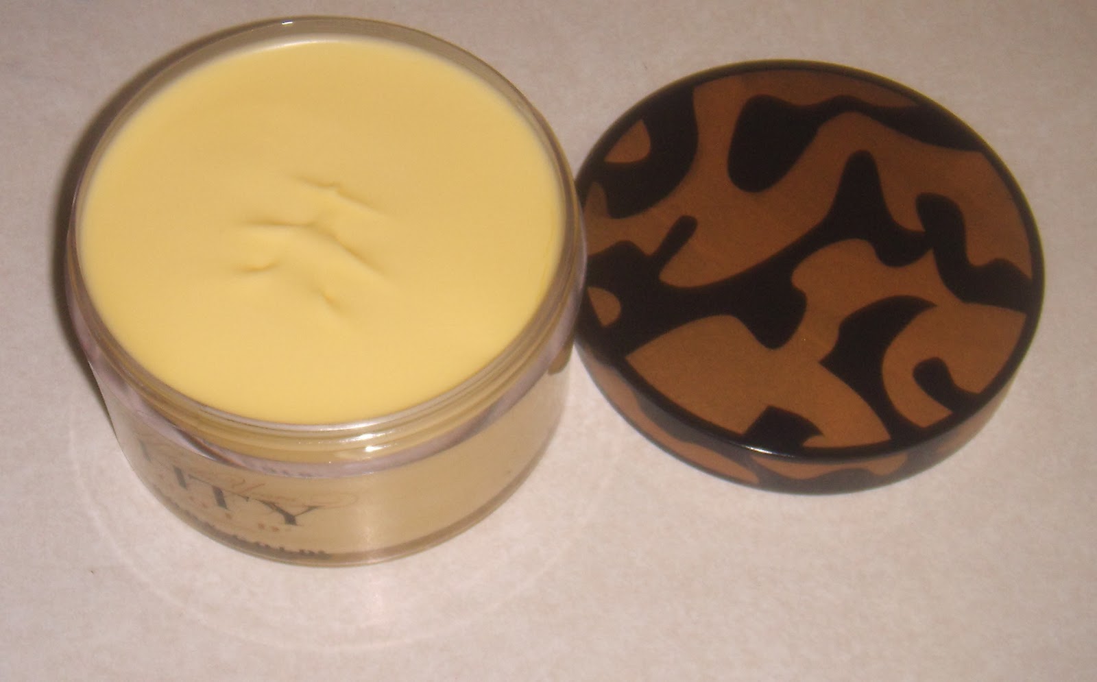 Mommie of 2: HTY Gold - Body Gold Review