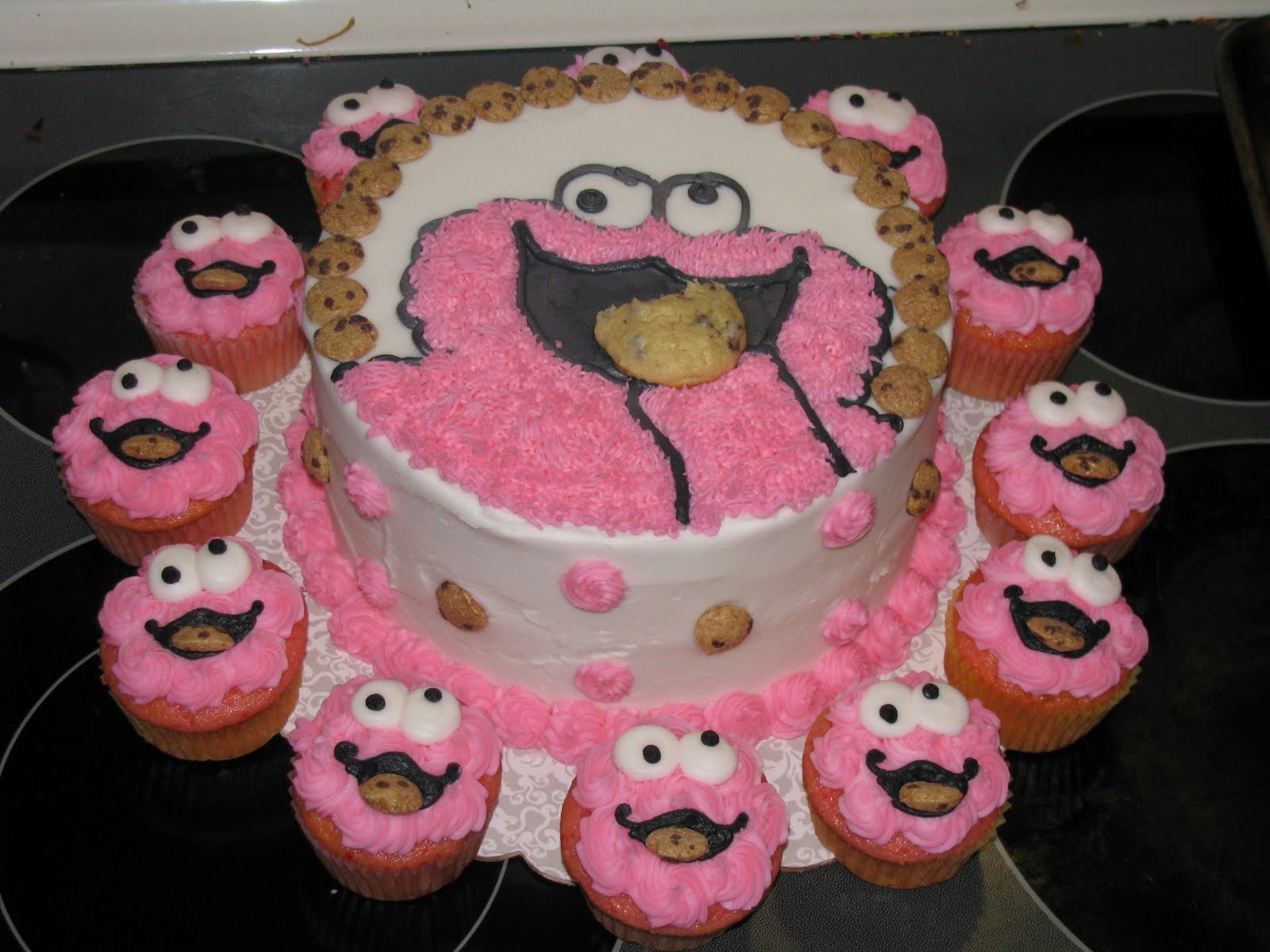 Baking Love and Joy: Cookie Monster......Pink!