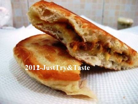 Resep Pizza Goreng Isi Tumis Daging Cincang yang Crispy & Super Yummy ...