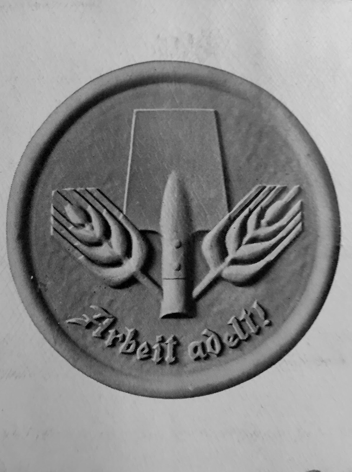 Todo Hitler: Álbum de fotos de líder del RAD