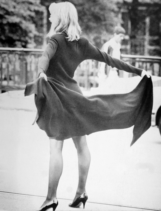 Antique and Classic Photographic Images: Girl showing her legs ...