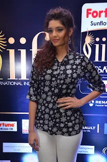 Ritika Singh Most Beautiful At IIFA Utsavam - HD Stills
