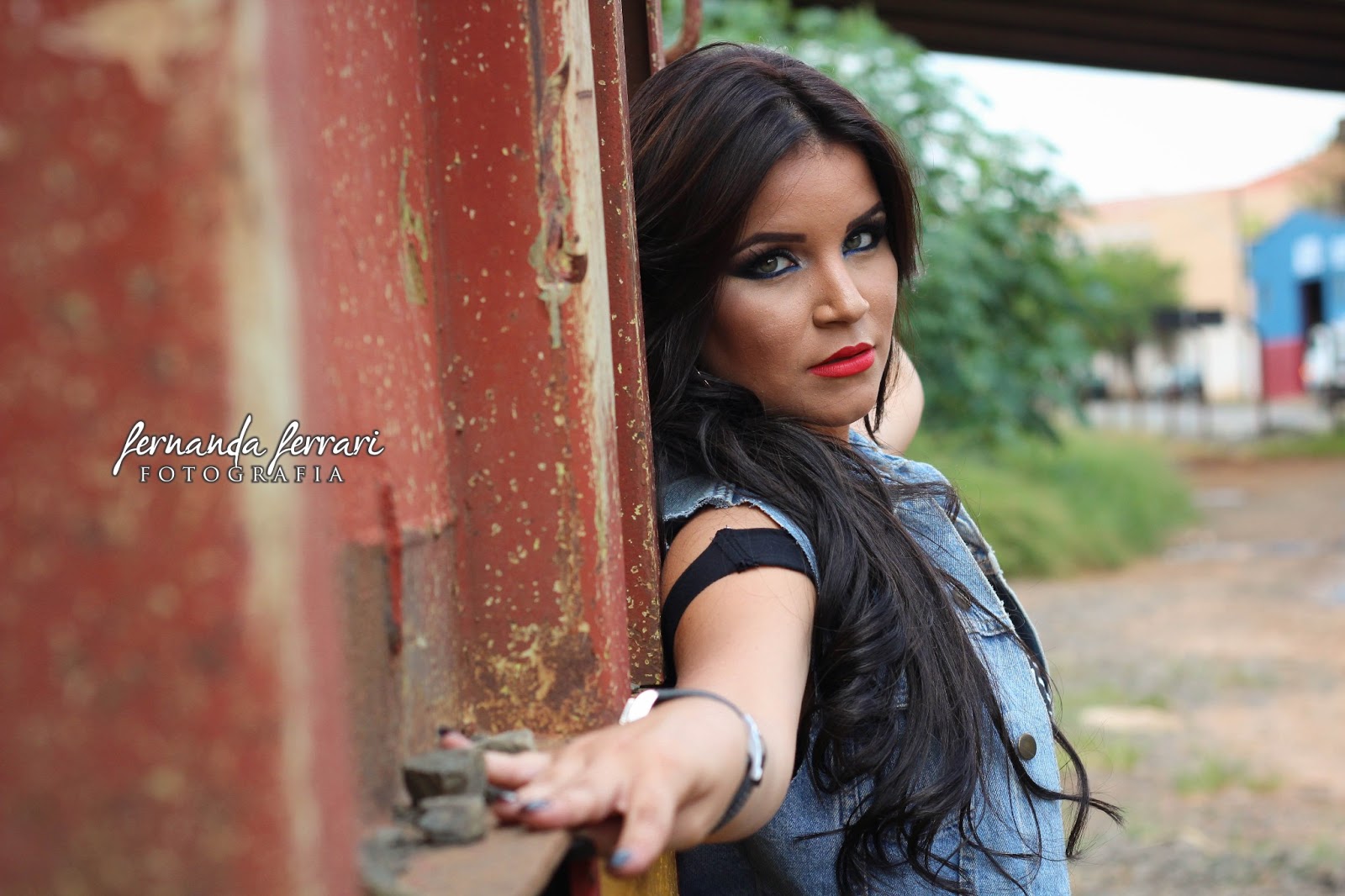 Fernanda Ferrari : Ensaio - Paola Machado