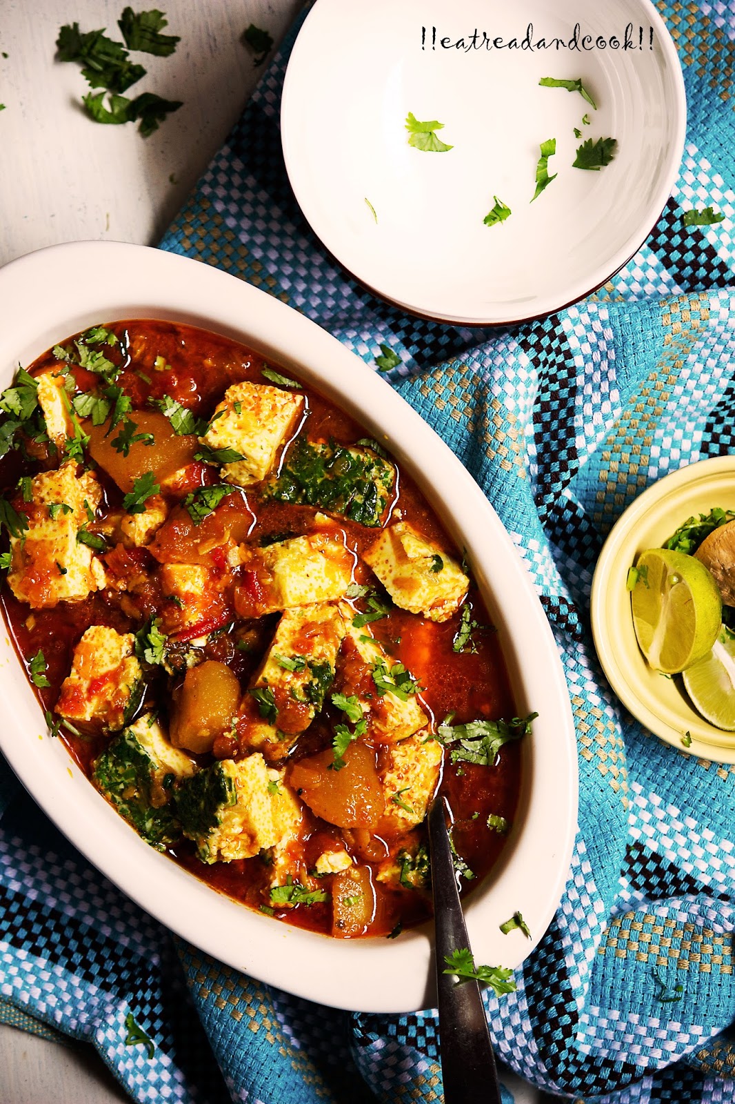 Dimer Dhokar Dalna / Bengali Style Steamed Egg Curry