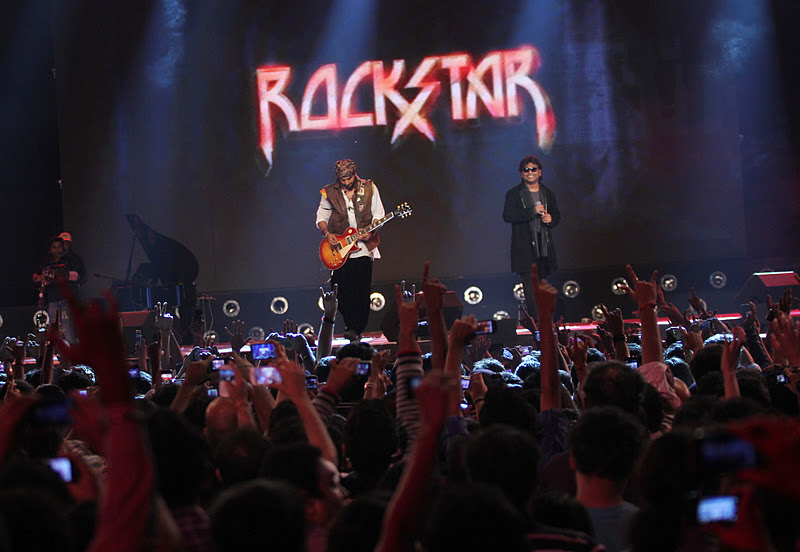 Photos-Latest Ranbir kapoor Rockstar Concert Pics