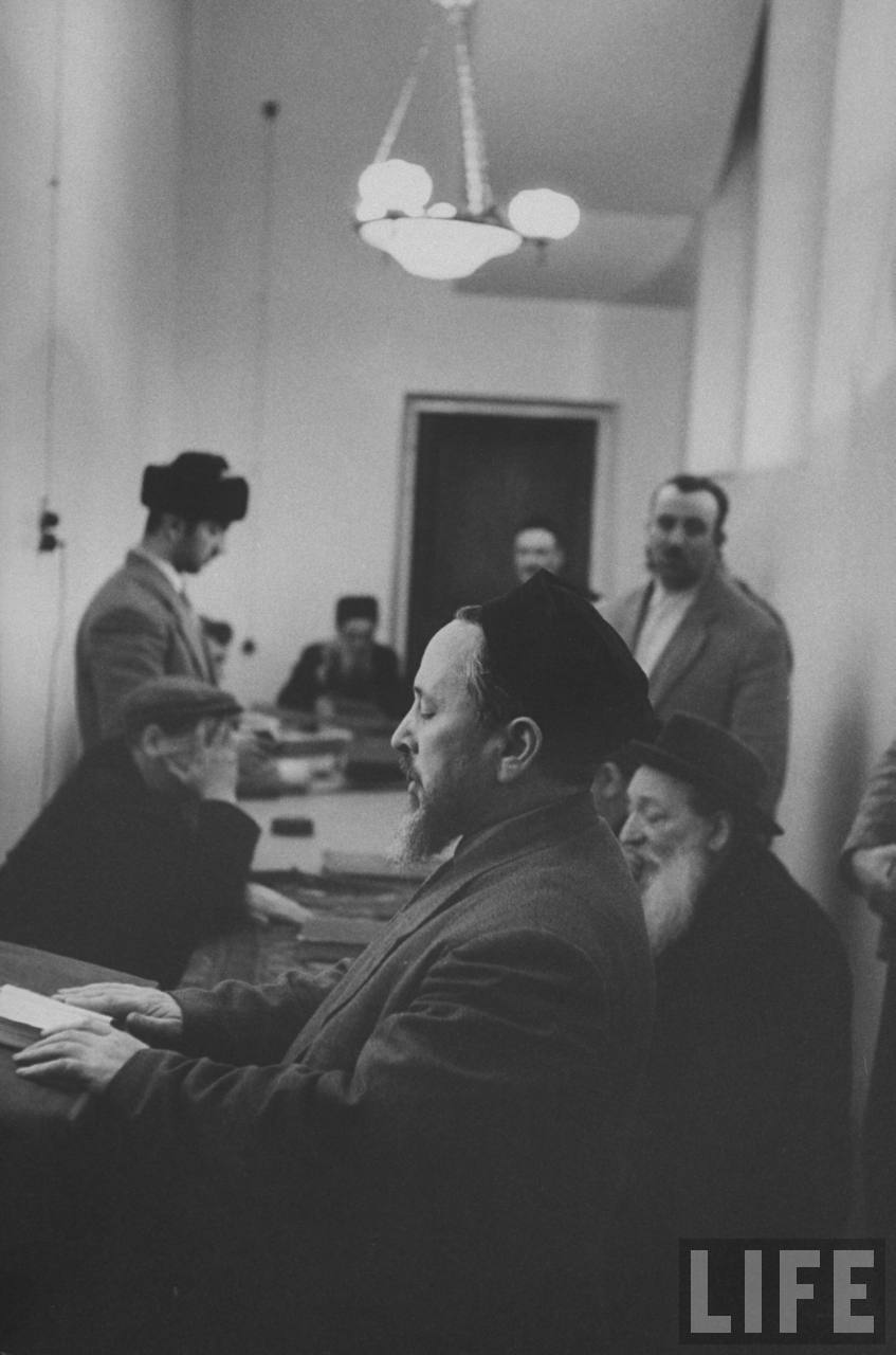 Rarely Seen Vintage Photos of Soviet Jews in 1959 ~ Vintage Everyday