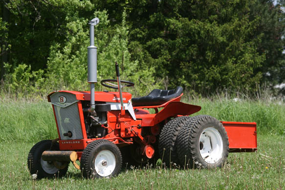 My Simplicity Tractors: 2011 - Simplicity Landlord 101 done up!