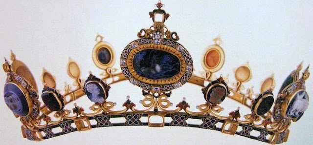 The Jewelry Lady's Store: Gold Enamel Tiara With Cameos And Intaglios