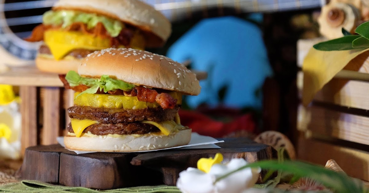 JOLLIBEE 'S AMAZING ALOHA YUMBURGER IS BACK | Mermaid in Stilettos