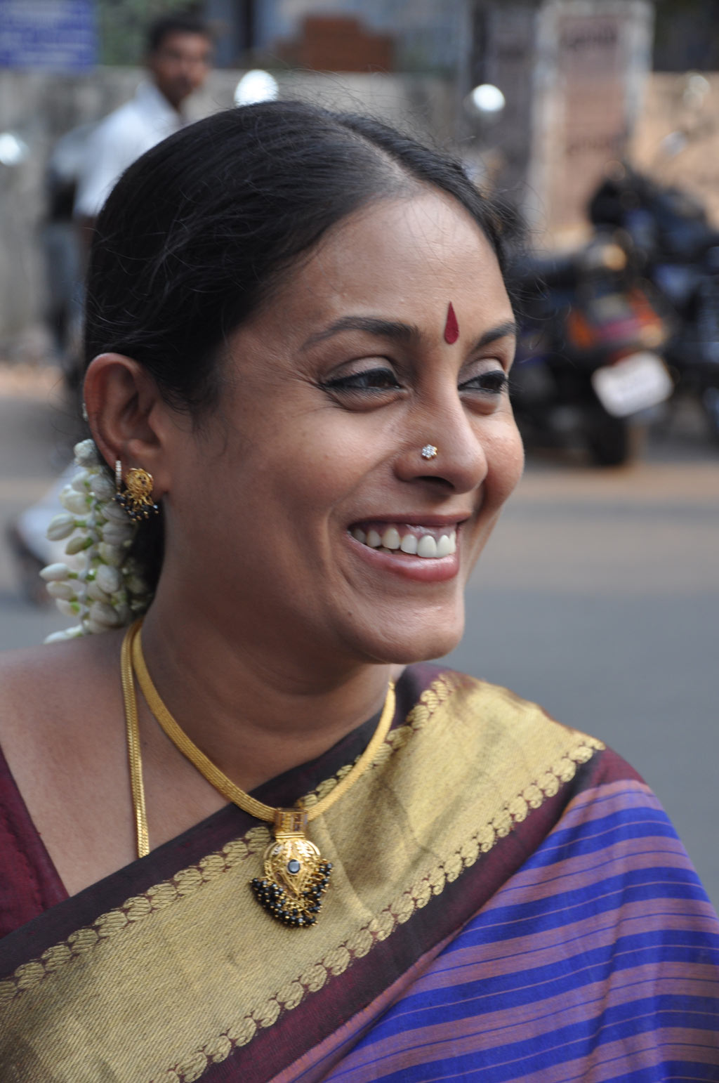 Actress Saranya Greeted On Ponvannan Press Meet |Tamil Cinema News ...