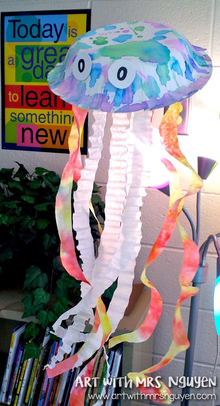 Art Club Jellyfish | Art with Mrs. Nguyen