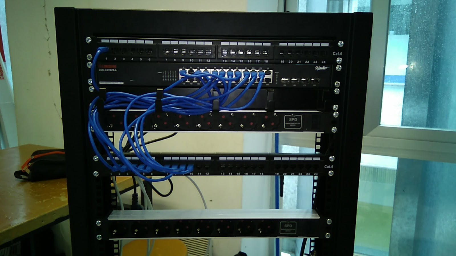 1º FPB ELECTRICIDAD Y ELECTRÓNICA: Práctica sobre montaje de un rack de ...