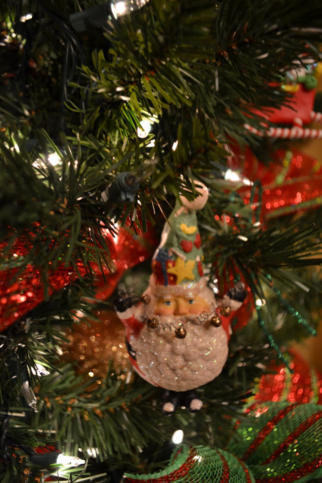 Kristen's Creations: Decorating A Christmas Tree With Mesh Ribbon Tutorial
