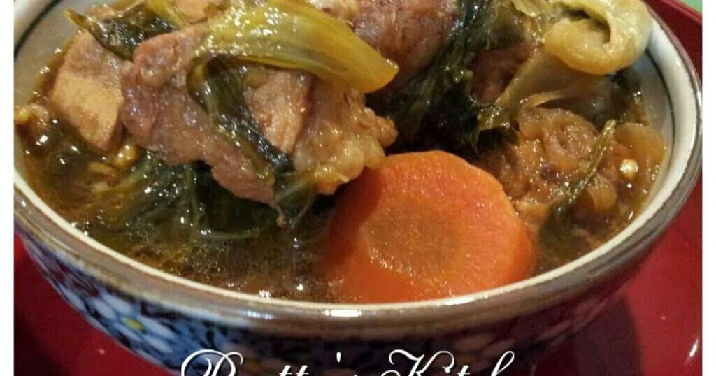 Stewed roasted meat with 'kua chye' or Chye Beh