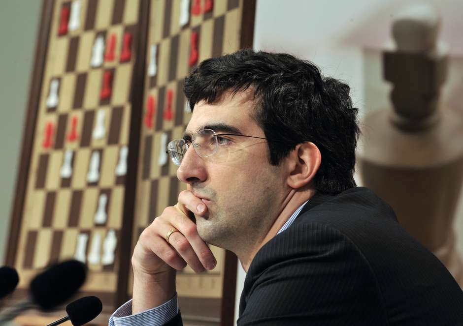 Jornalheiros: Xadrez - Mate em 6! (Vladimir Kramnik)