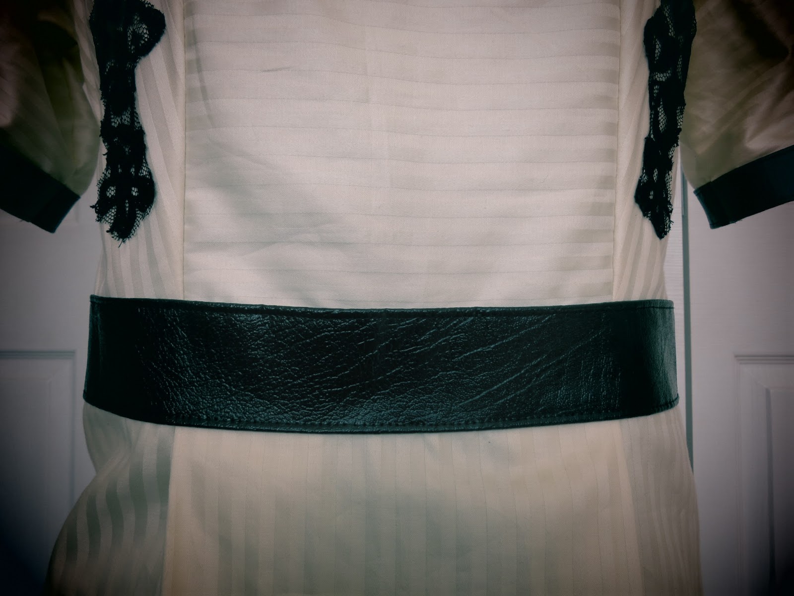 The Confident Journal: Downton Abbey Inspired: The Lady Grantham Dress