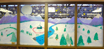 The Talking Walls: Winter Wonderland Window! (say that 10 times fast)