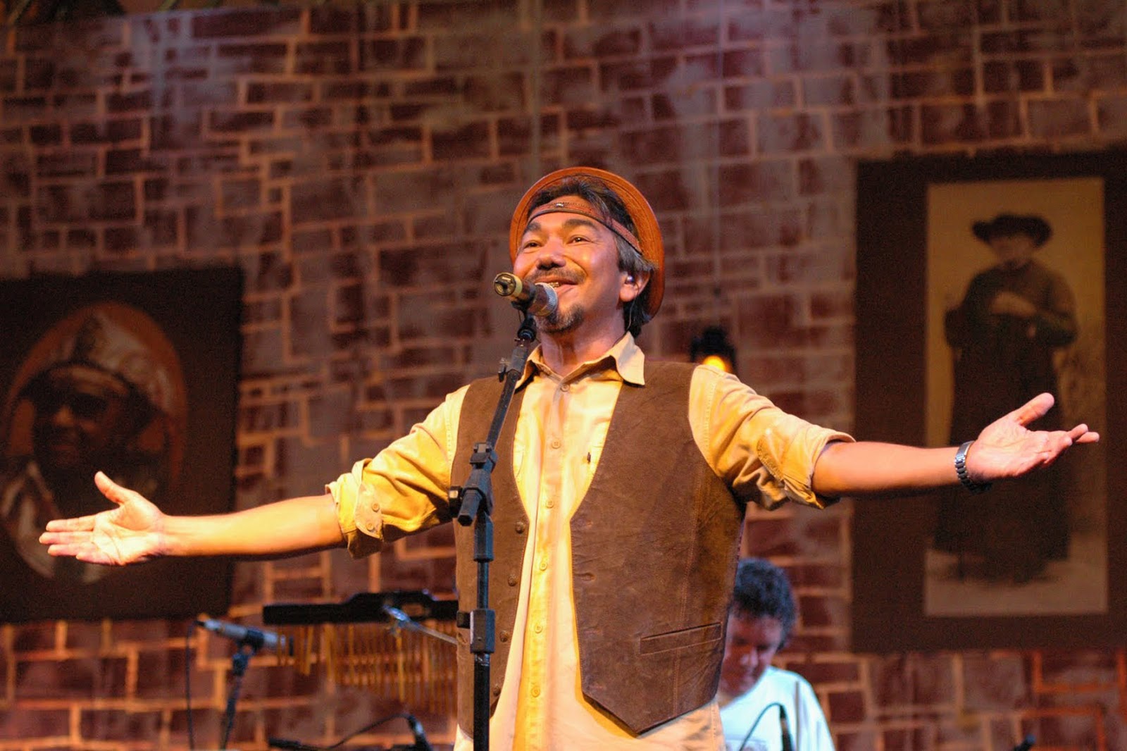 Histórias e Cenários Nordestinos: Vozes do Forró Nordestino