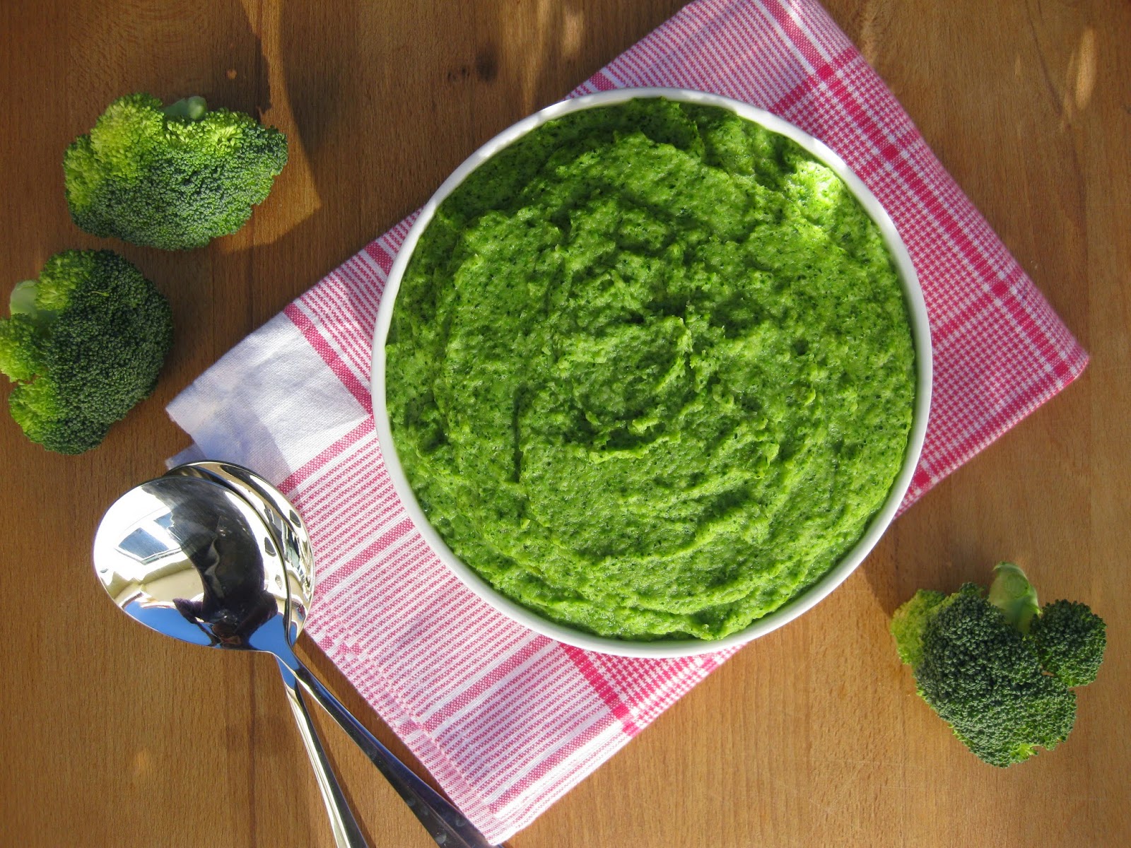 O Bolinho de Sábado: Esparregado de Brócolos