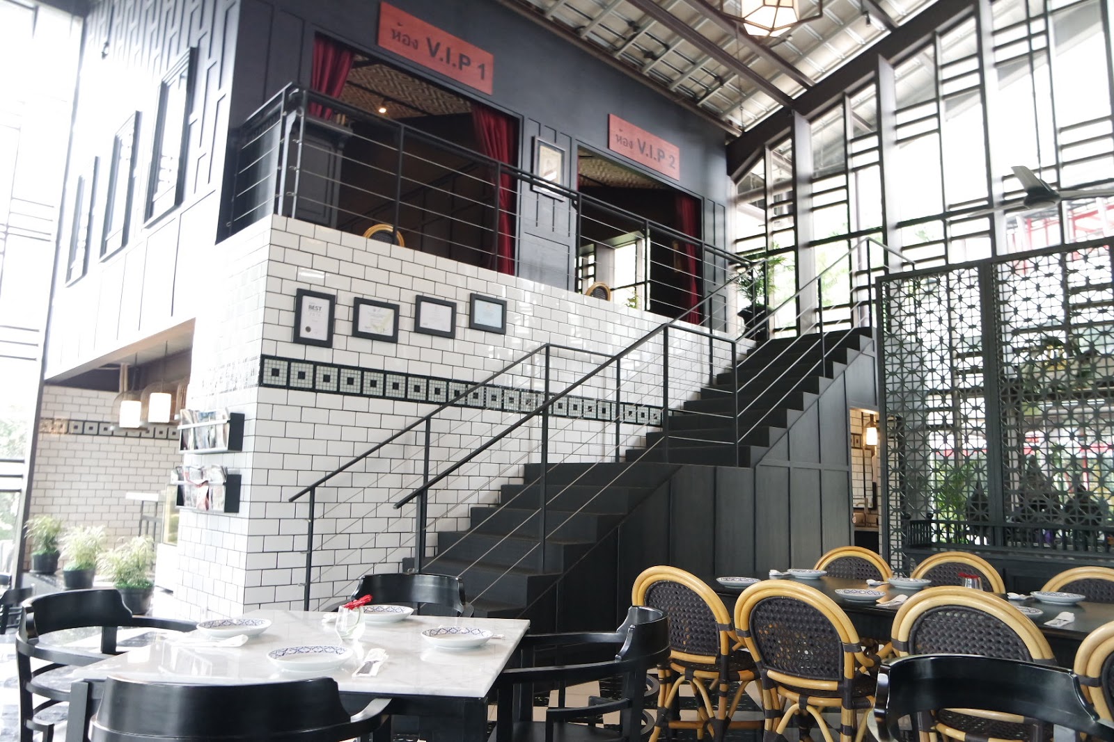 Jittlada Authentic Thai Cuisine REVIEW -- The Breeze, BSD, Indonesia ...