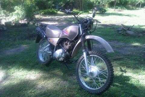 Naciriyawa - our farm in Fiji: the make over of a YAMAHA AG 200 farm bike