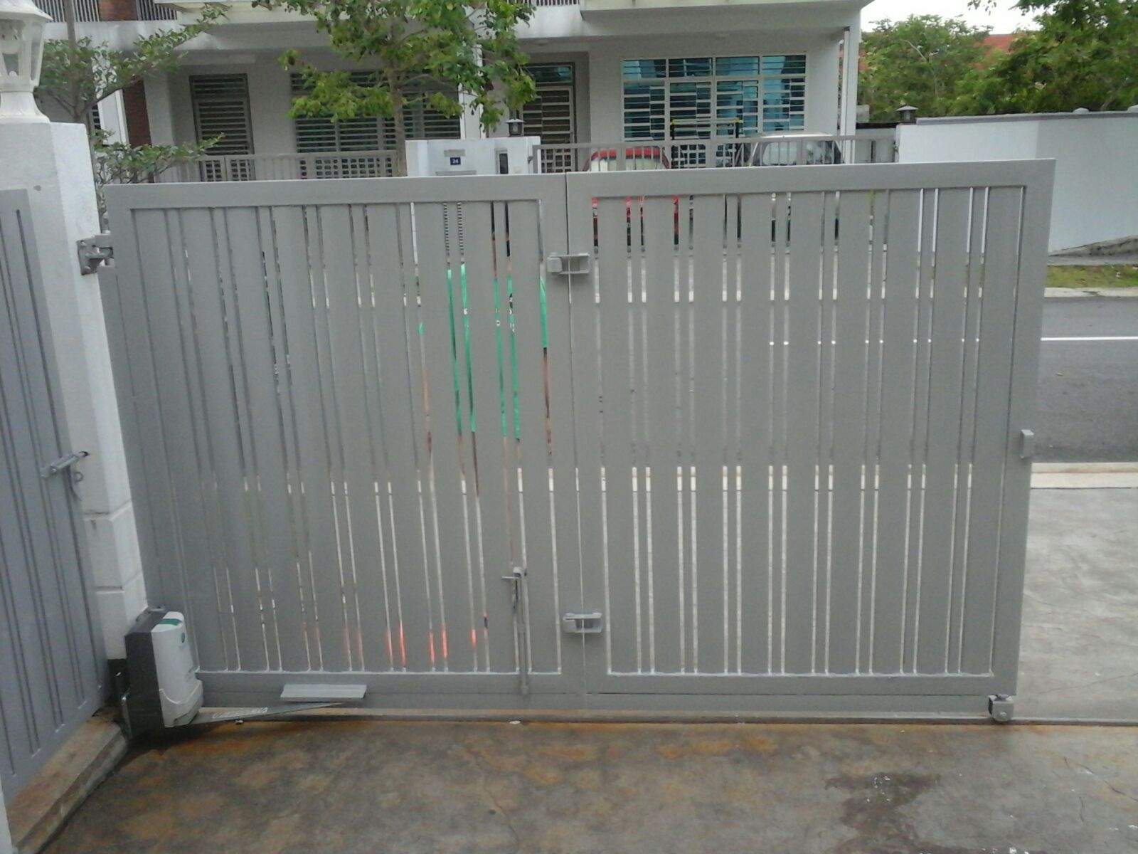 AWNING PAGOLA DAN GRILL : K.SERIEMAS-MODIFIKASI PAGAR JENIS FOLDING DAN ...