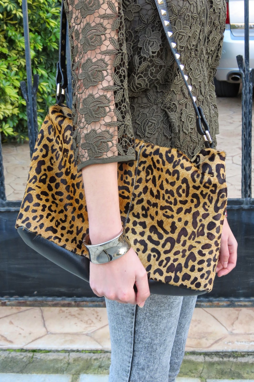 La Mode Folie: Leopard & Lace