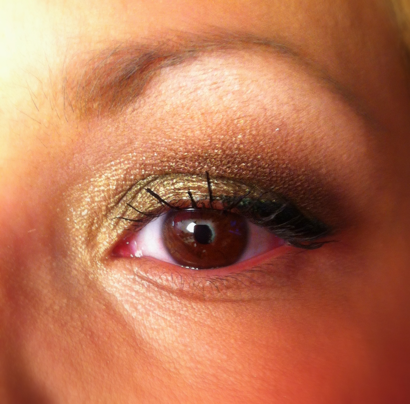 Fashion Maven... Mommy: Fall in Love with Smart Bomb Cosmetics!