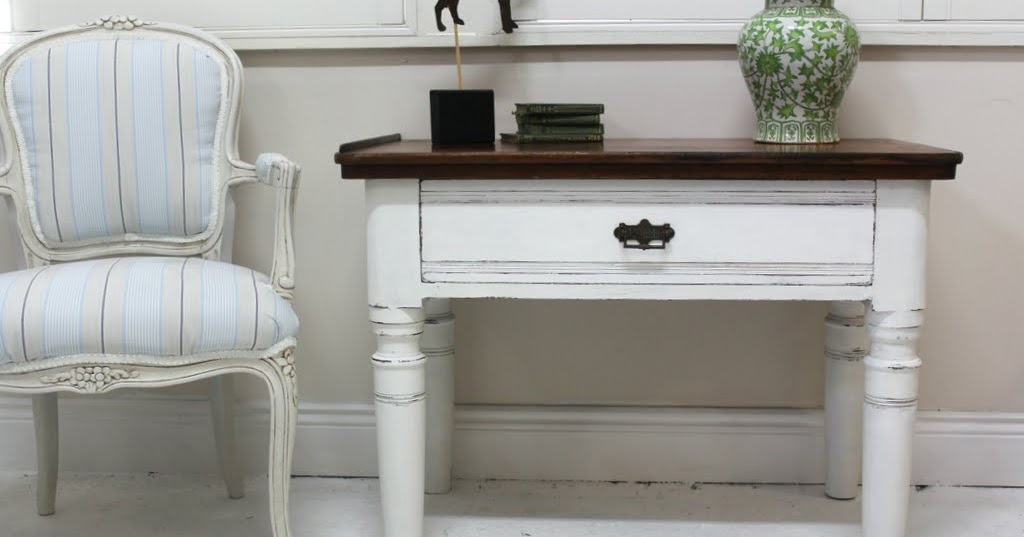 Lilyfield Life: A Painted Side Table - "Money Counting Table"