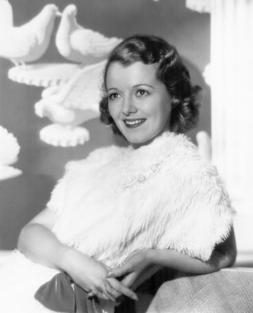 It's The Pictures That Got Small ...: THE SATURDAY GLAM0UR 15!